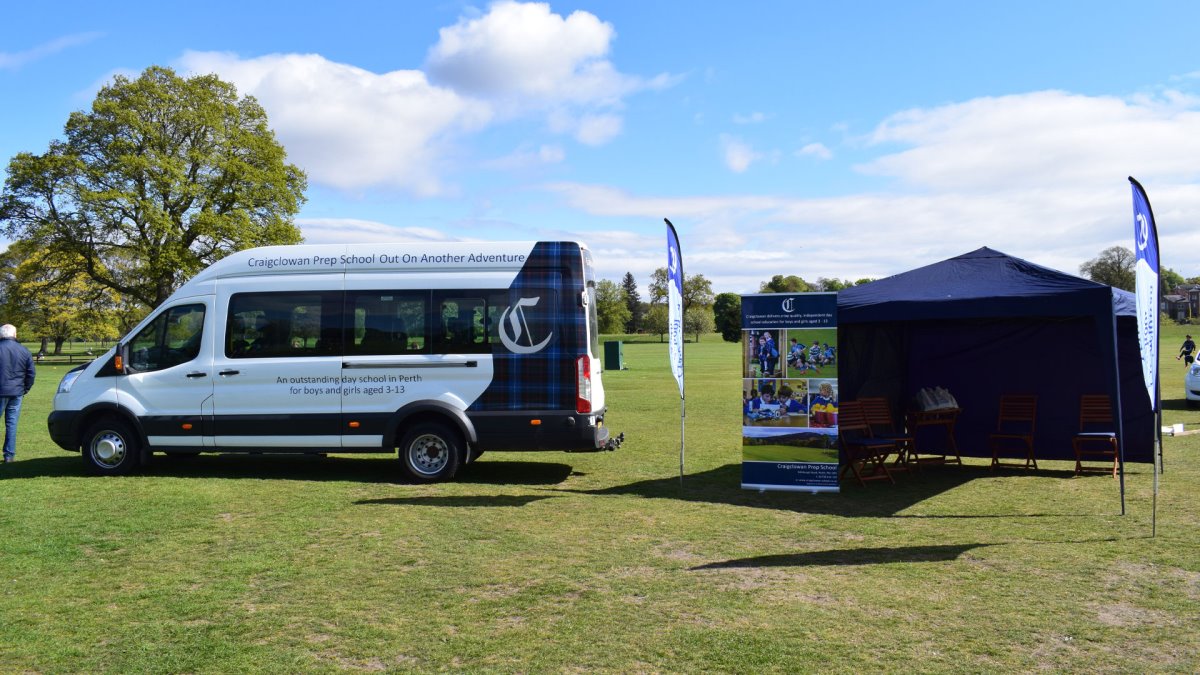 Buses | Craigclowan Preparatory School